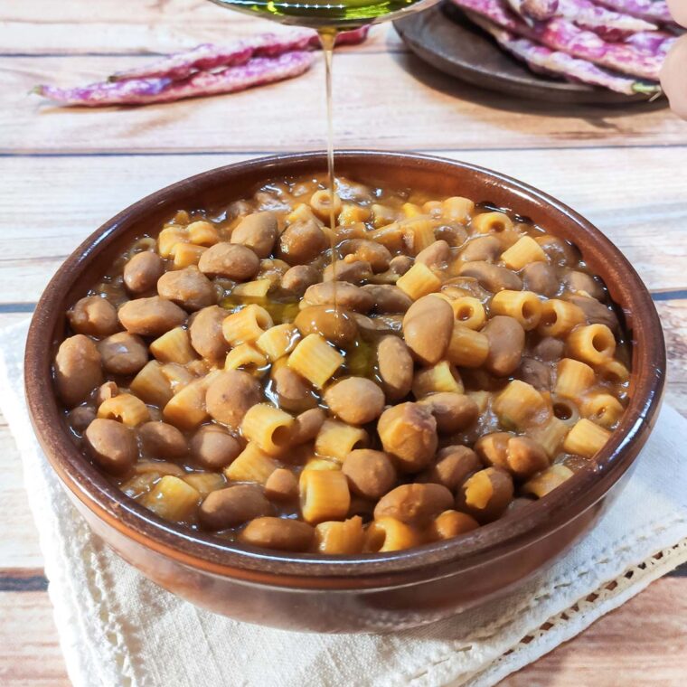 Pasta e Fagioli (Italian Pasta and Beans Soup) - Recipes from Italy