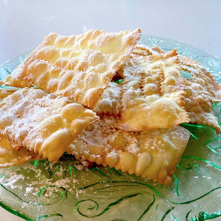 Chiacchiere Recipe (Italian Carnival Fried Cookies) - Recipes from Italy