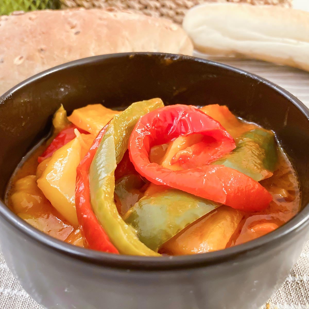Peperonata Recipe (Italian Bell Pepper Stew) - Recipes from Italy