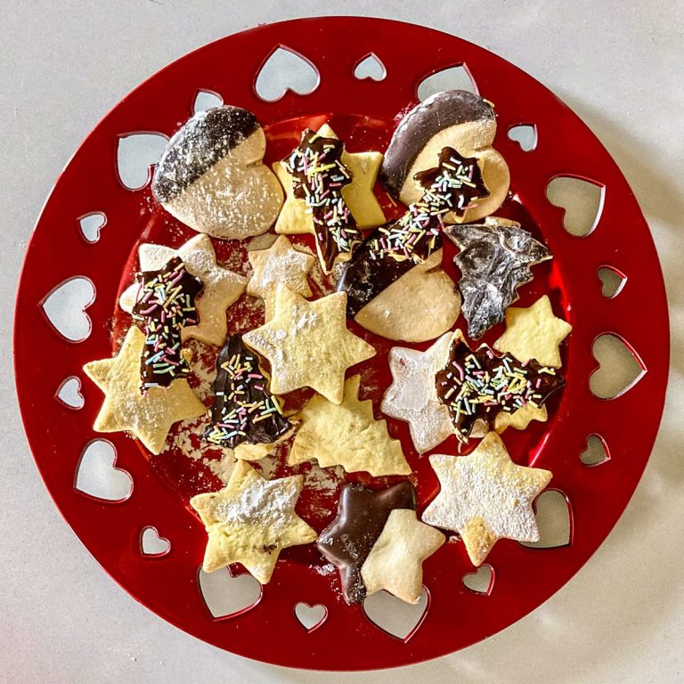 Italian Christmas Cookies (Made with Pasta Frolla) - Recipes from Italy