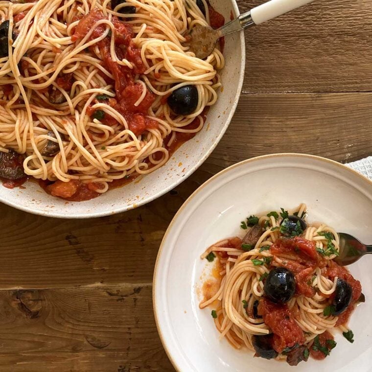 10 Italian-Approved Spaghetti Recipes You Can't Resist - Recipes from Italy