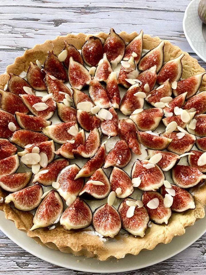 Italian Fruit Tart (Crostata di Frutta) - Recipes from Italy