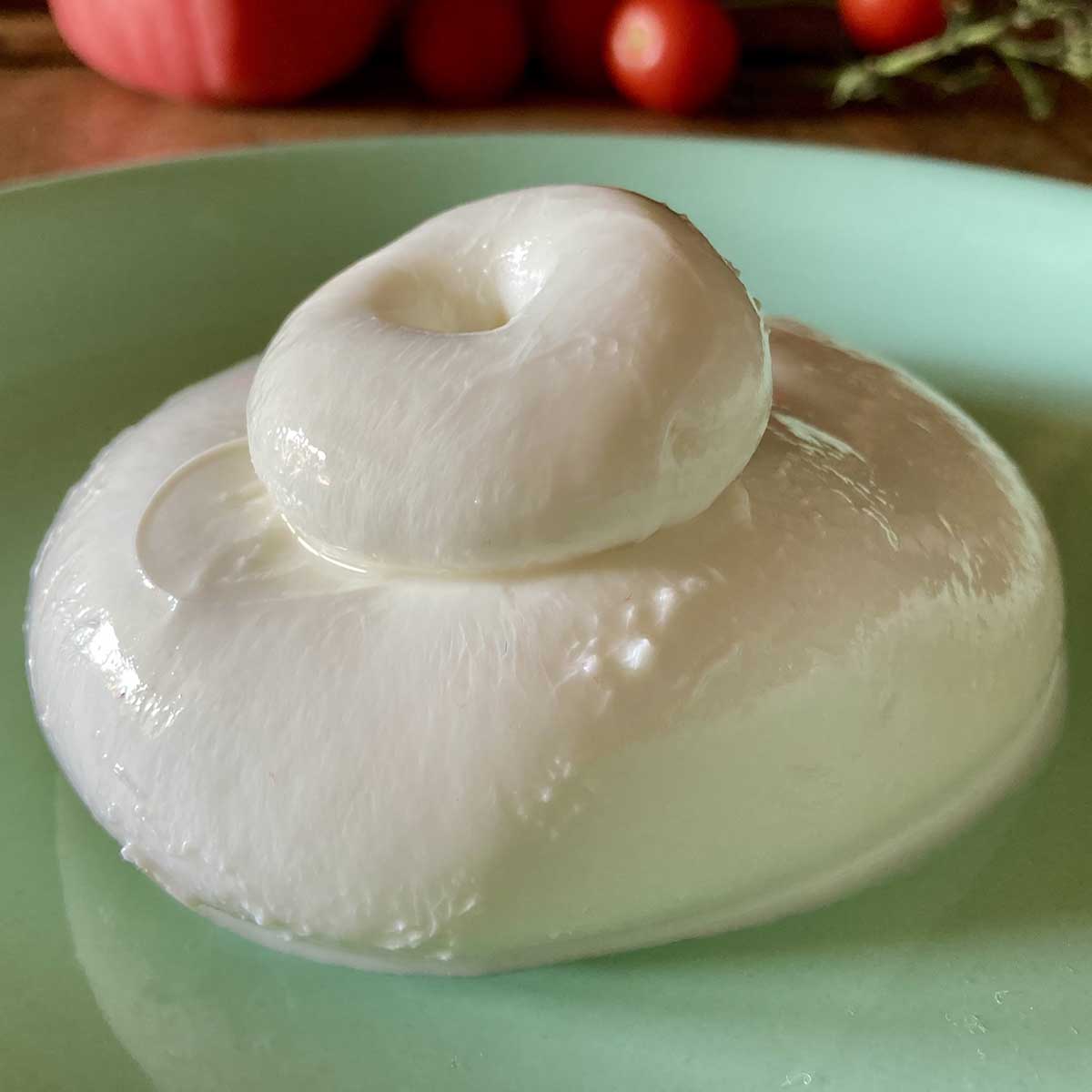 Burrata: History, Making, and Perfect Pairings - Recipes from Italy