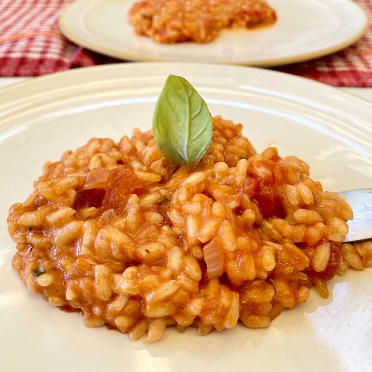 Italian Tomato Risotto (Risotto al Pomodoro) - Recipes from Italy