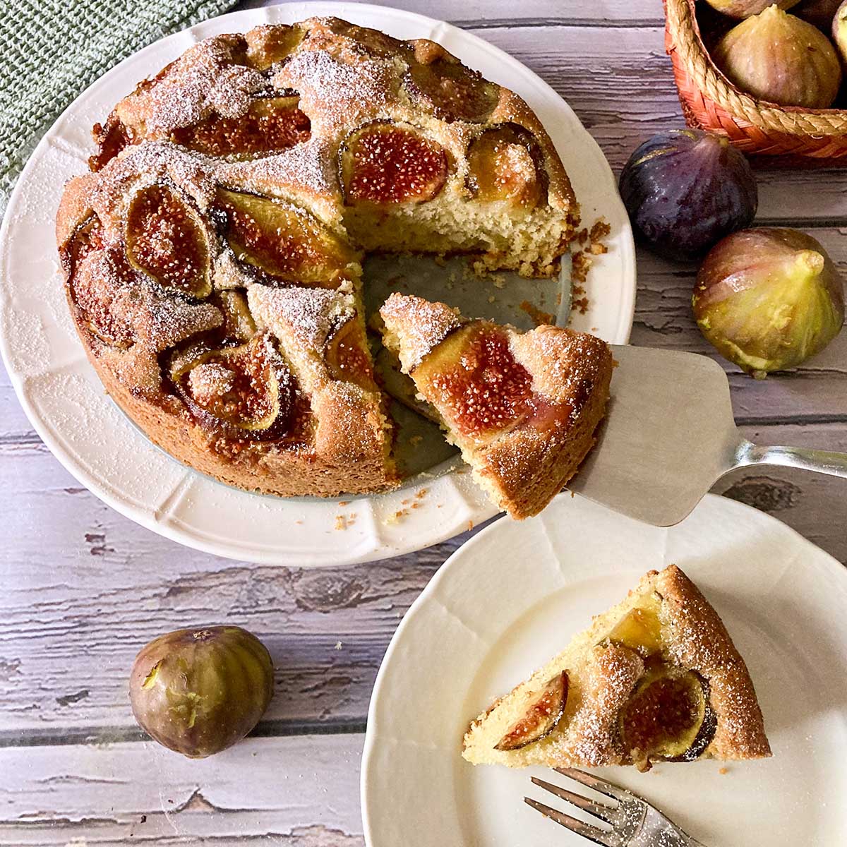 Easy Homemade Fresh Fig Cake (Torta di Fichi) - Recipes from Italy