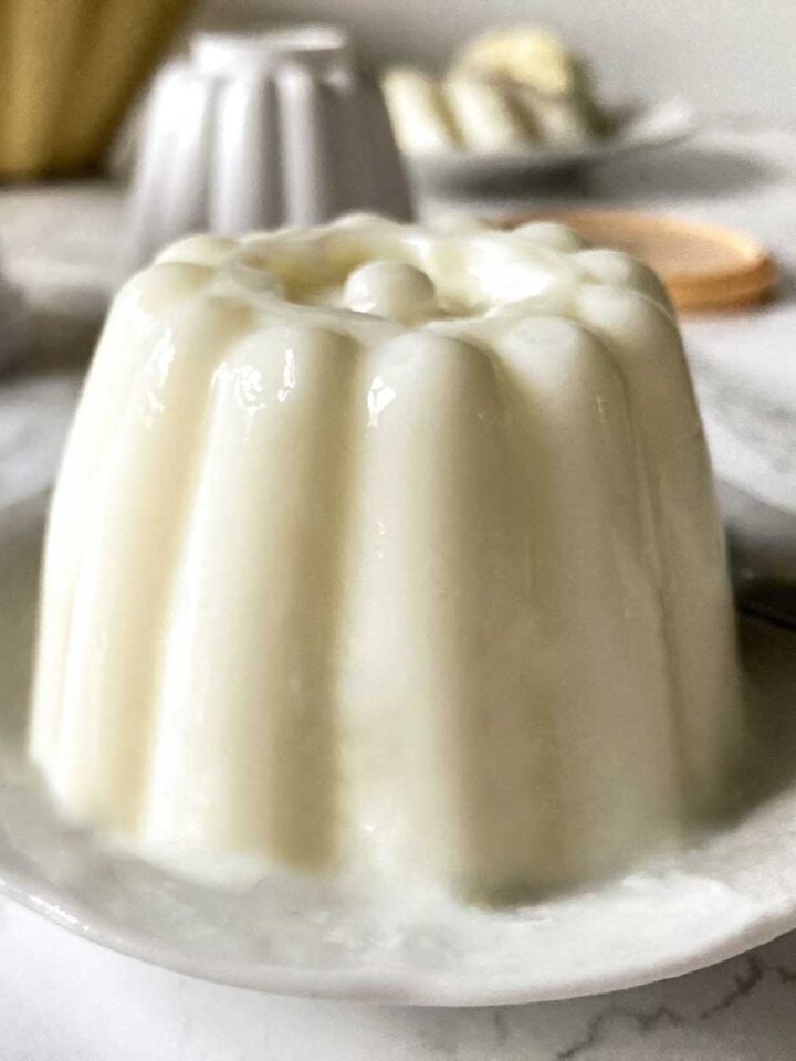 Italian Puddings & Creams - Recipes from Italy