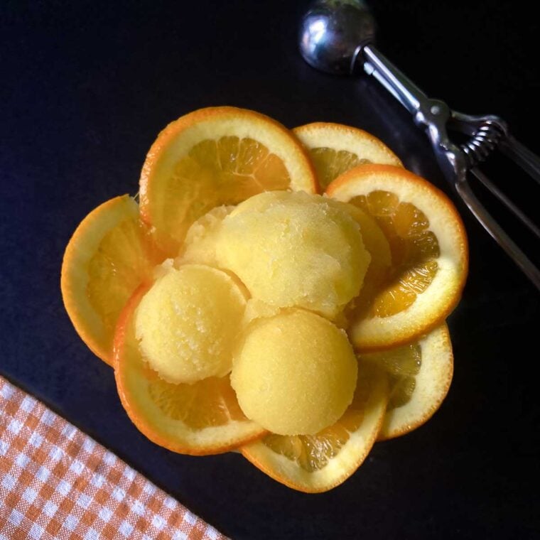 Homemade Orange Sorbet Recipe with Fresh Oranges - Recipes from Italy