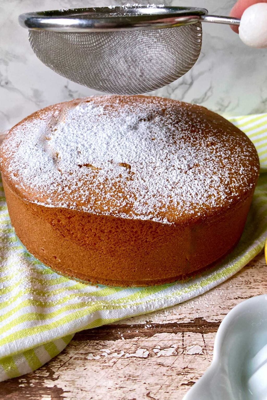 Italian Lemon Cake (Soft and Moist) - Recipes from Italy