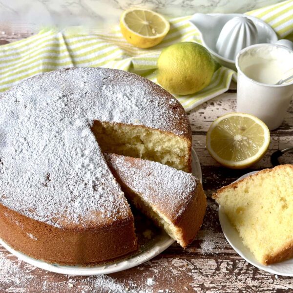Italian Lemon Cake (Soft and Moist) - Recipes from Italy
