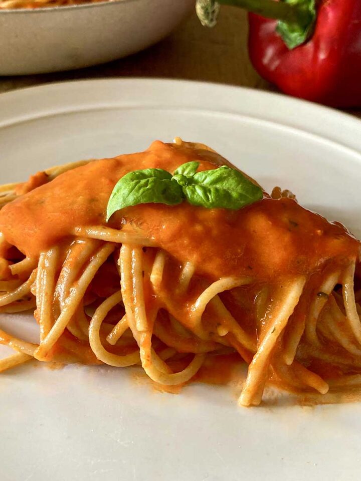 Long Pasta Recipes - Recipes from Italy