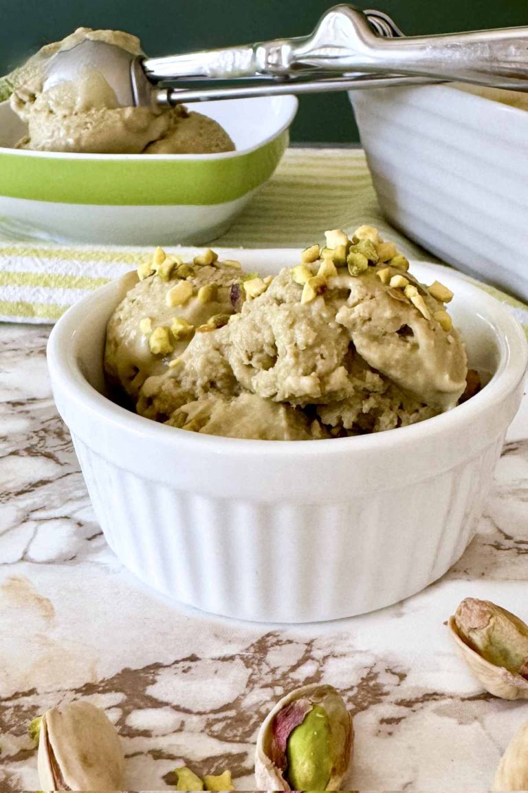 Easy Pistachio Gelato Recipe - Recipes from Italy