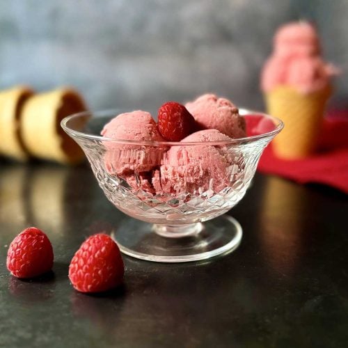 Homemade Creamy Raspberry Gelato Recipe - Recipes from Italy