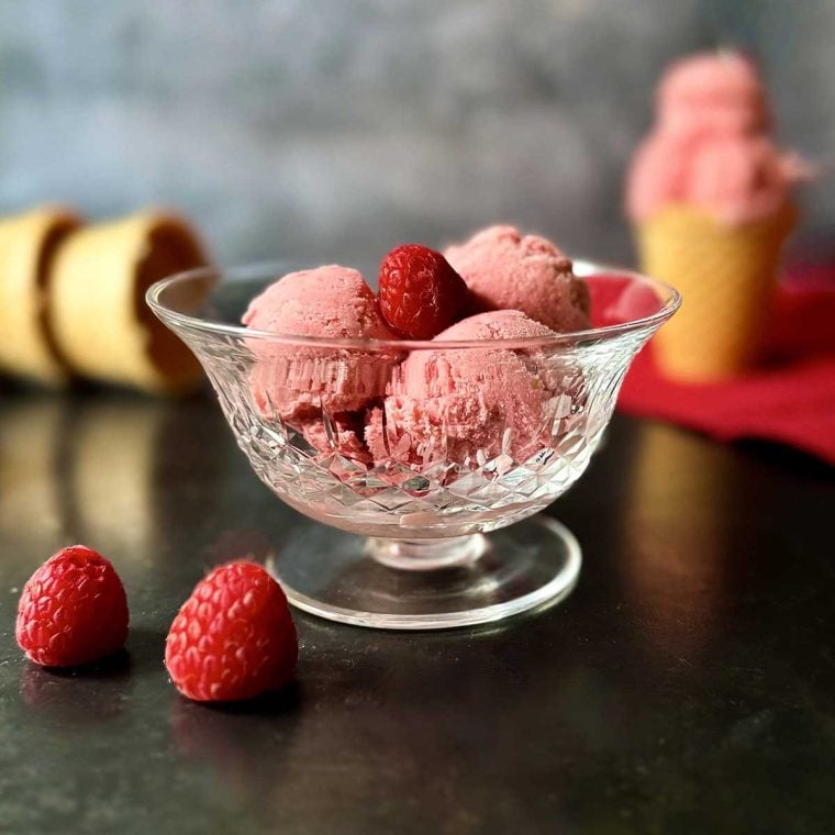 Homemade Creamy Raspberry Gelato Recipe - Recipes from Italy