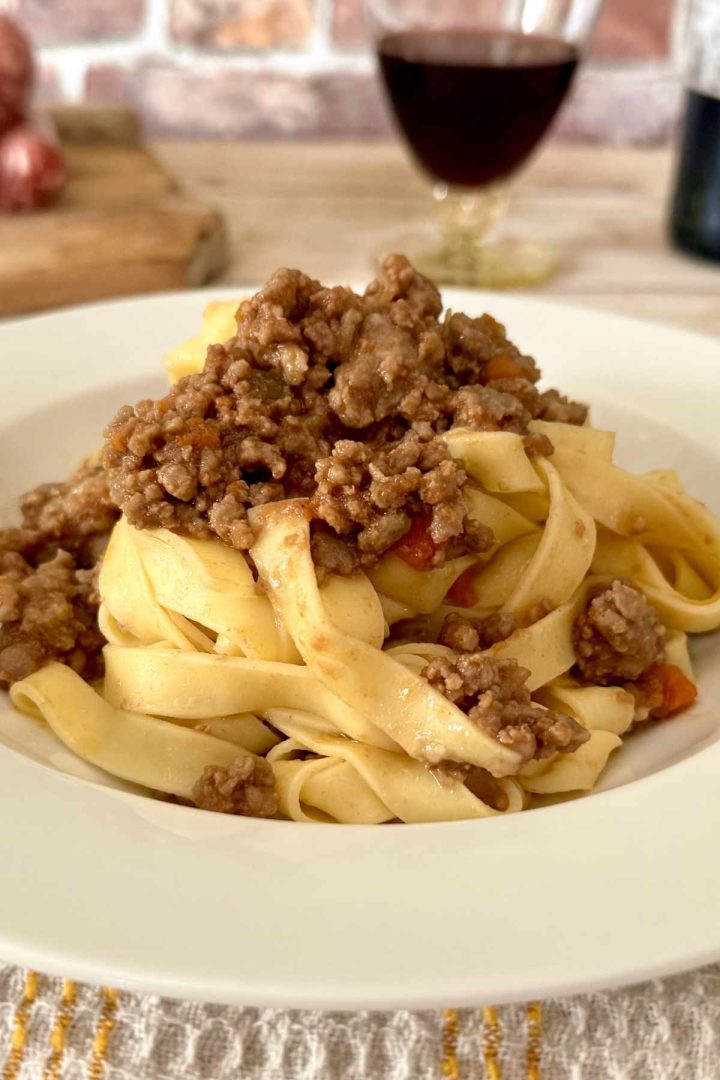 Italian Sausage Ragu Recipe - Recipes from Italy