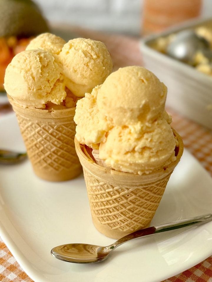 Easy Pistachio Gelato Recipe - Recipes from Italy