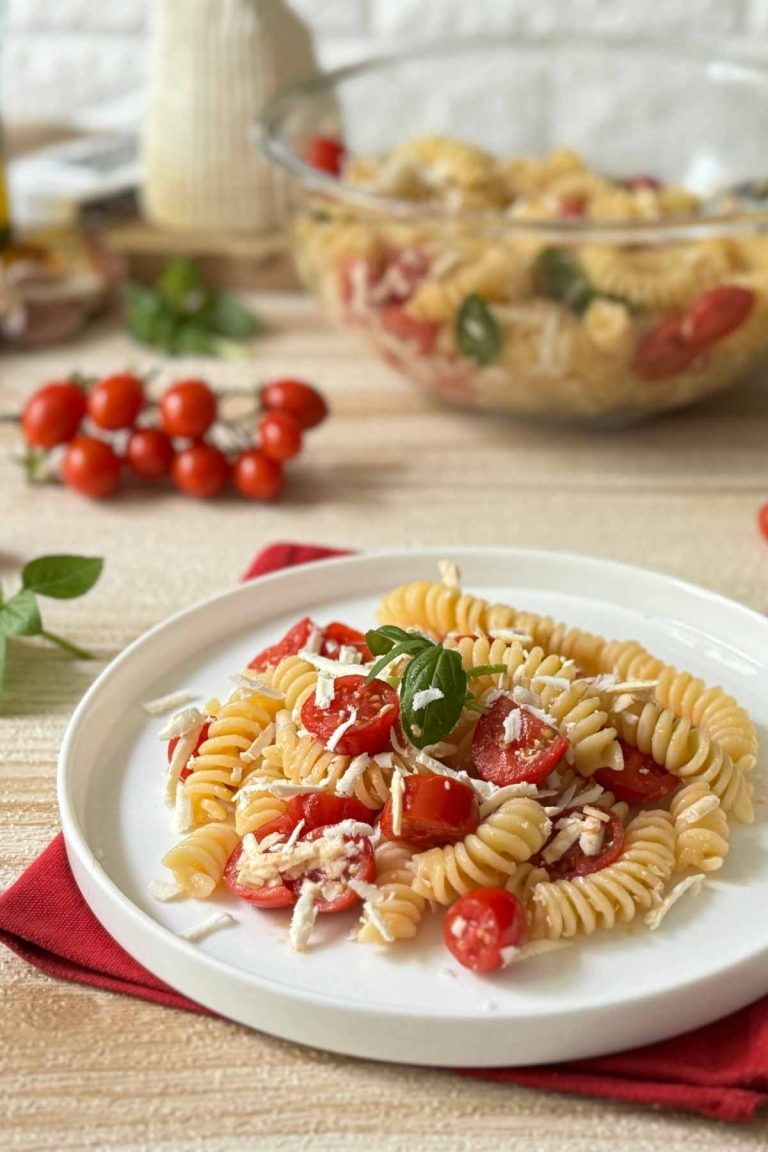 Easy and Refreshing Pasta alla Crudaiola Recipe - Recipes from Italy