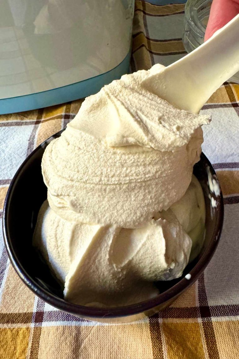 Making Zabaglione Gelato at Home (Step by Step Guide) - Recipes from Italy