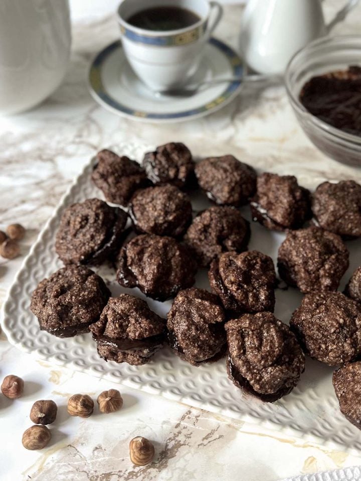 Struffoli | Italian Honey Balls Recipe - Recipes from Italy