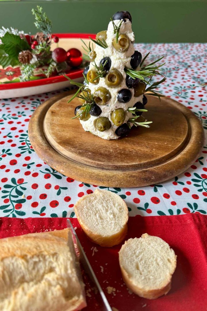 Christmas Tree Cheese Spread with Ricotta and Olives - Recipes from Italy