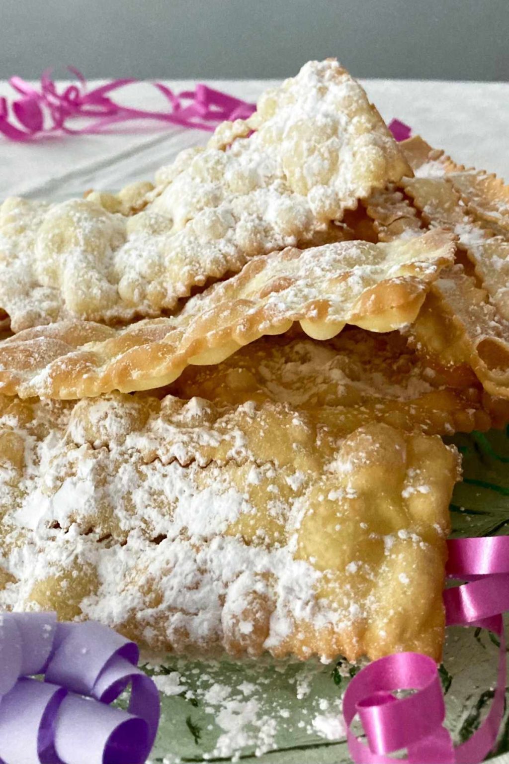 Chiacchiere Recipe (Italian Carnival Fried Cookies) - Recipes from Italy