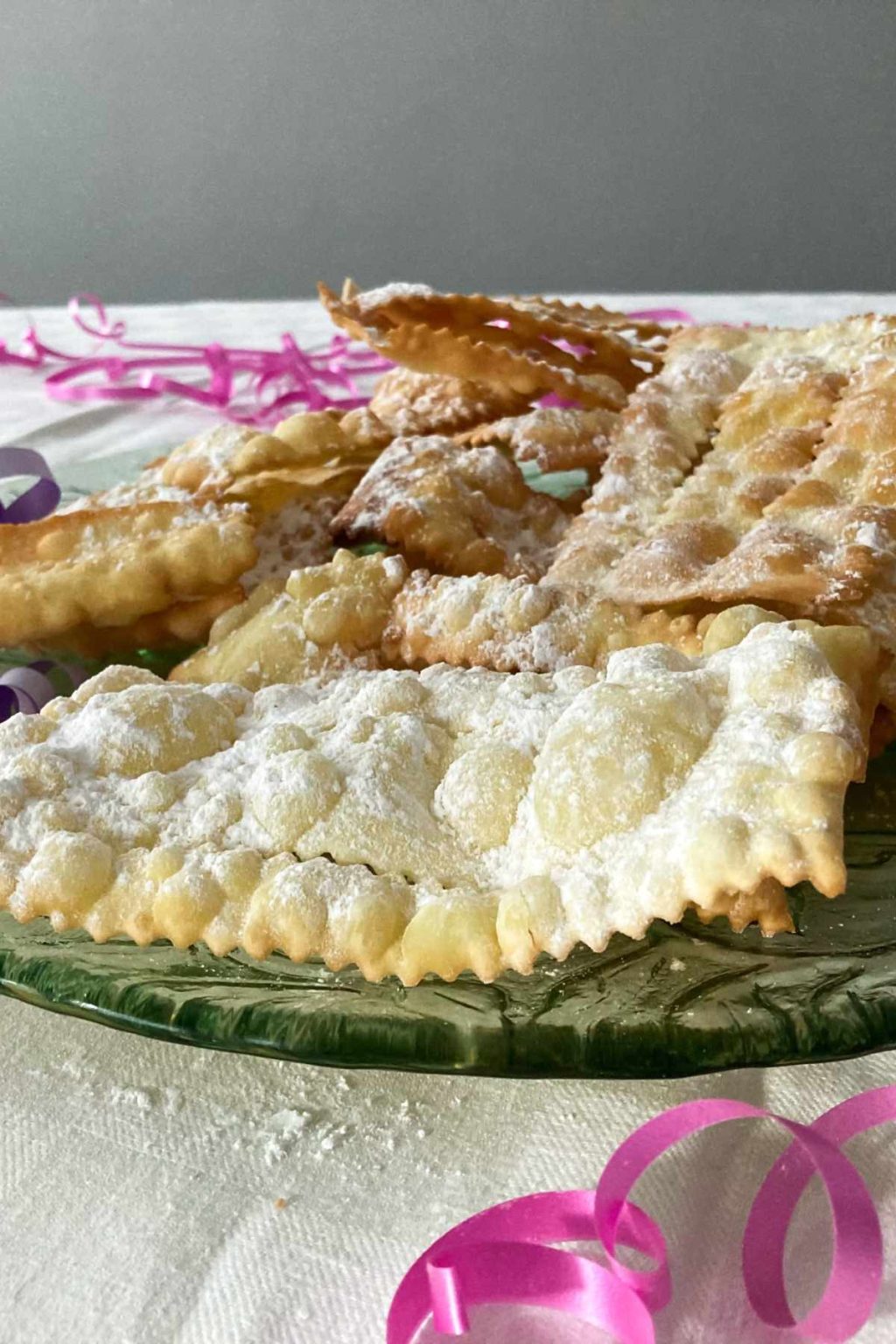 Chiacchiere Recipe (Italian Carnival Fried Cookies) - Recipes from Italy