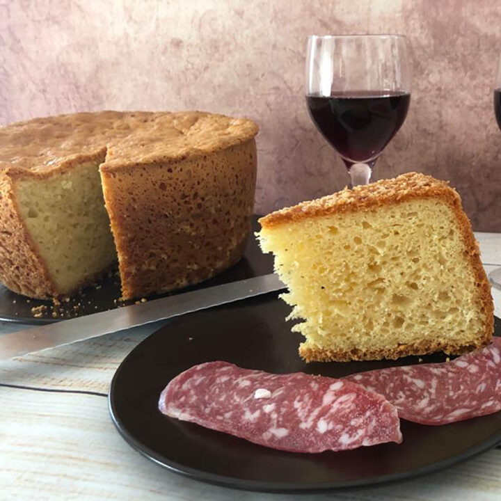 Crescia al Formaggio (Italian Easter Cheese Bread) - Recipes from Italy