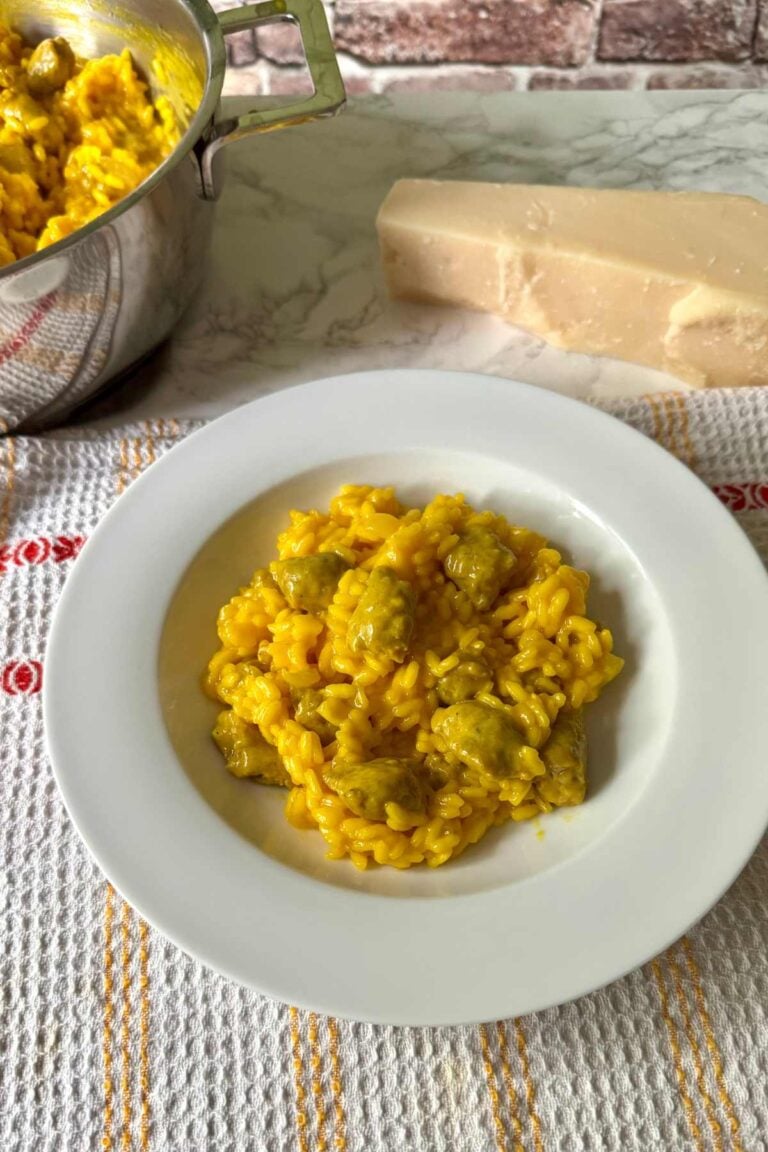 Risotto alla Monzese (Italian Saffron Risotto with Sausage) - Recipes ...