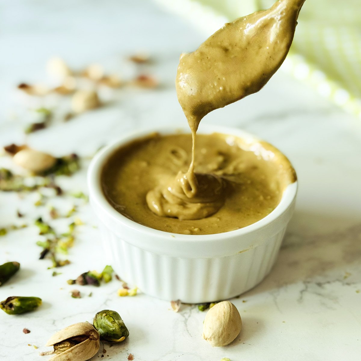 How to Make Pistachio Cream at Home - Recipes from Italy