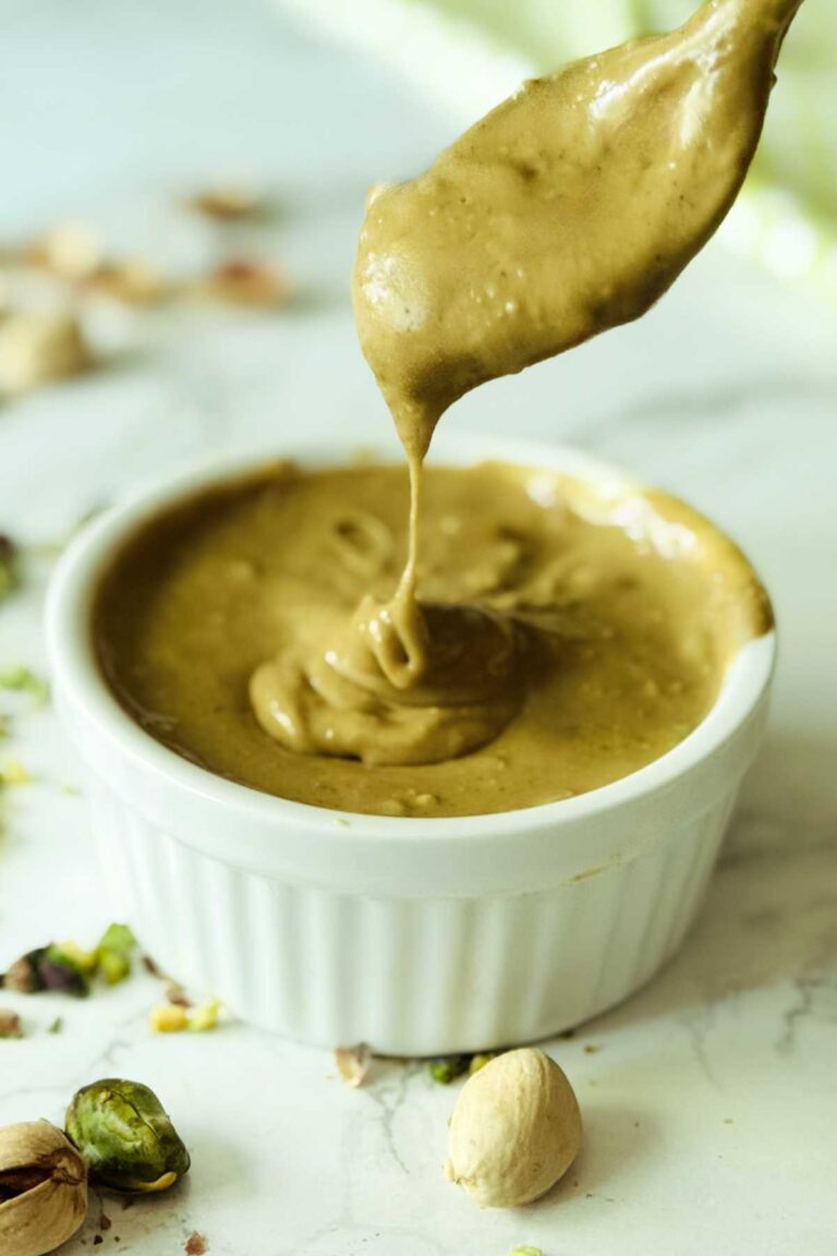 How to Make Pistachio Cream at Home - Recipes from Italy