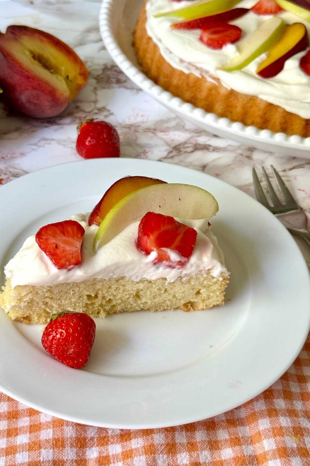 Soft Fruit Tart with Yogurt Cream - Recipes from Italy