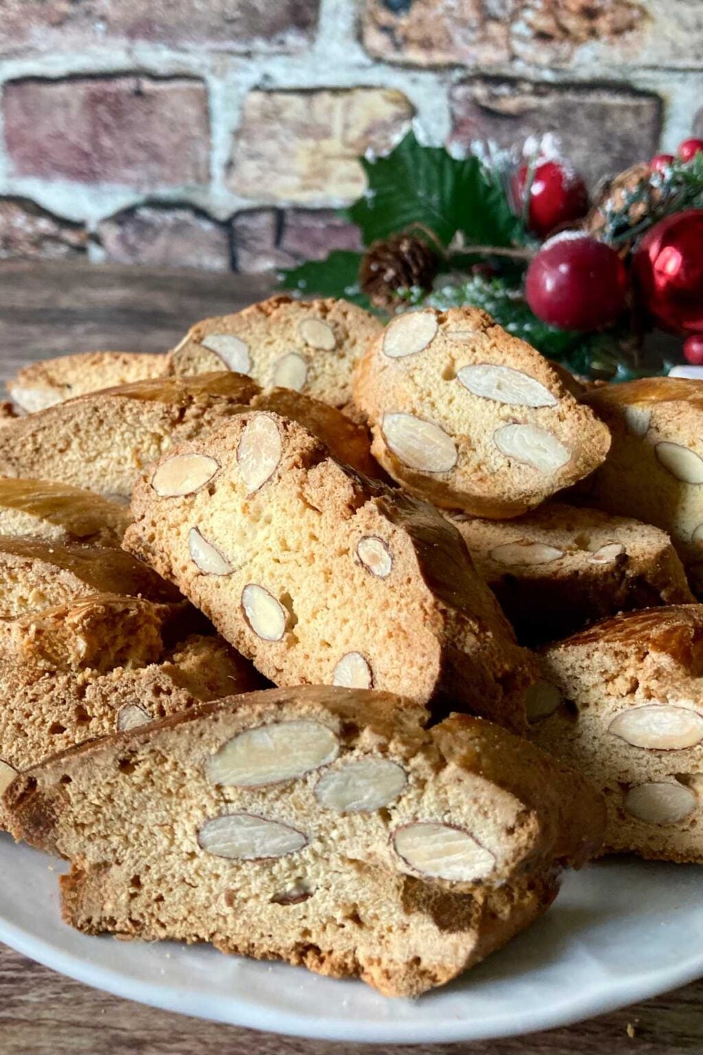 Cantucci Recipe (Traditional Tuscan Biscotti) - Recipes from Italy