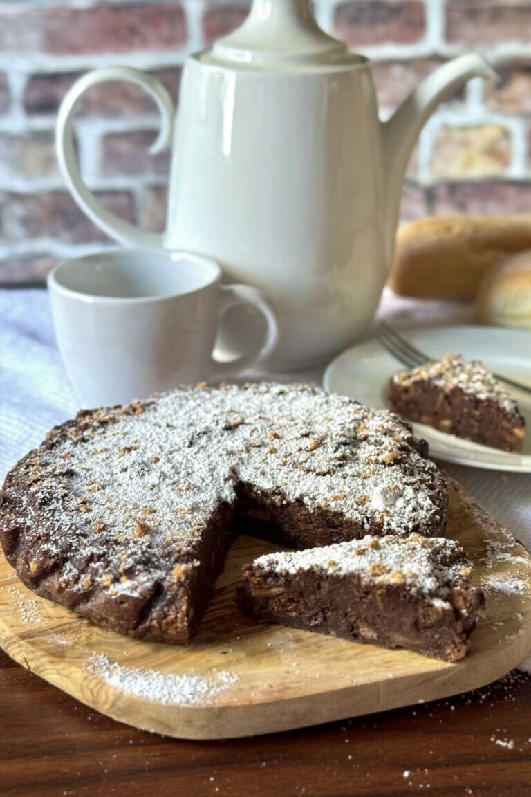 Torta di Pane e Cioccolato (Italian Chocolate Bread Cake) - Recipes ...