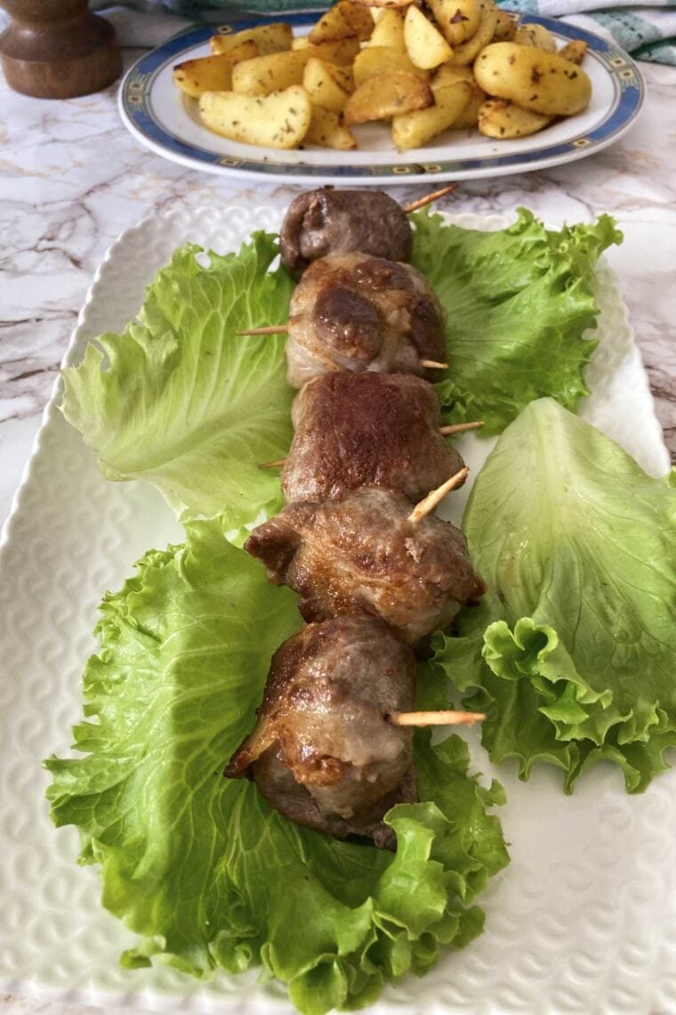 Bombette Pugliesi (Traditional Italian Meat Rolls) - Recipes from Italy