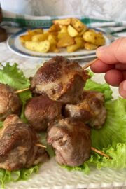 Bombette Pugliesi (Traditional Italian Meat Rolls) - Recipes from Italy
