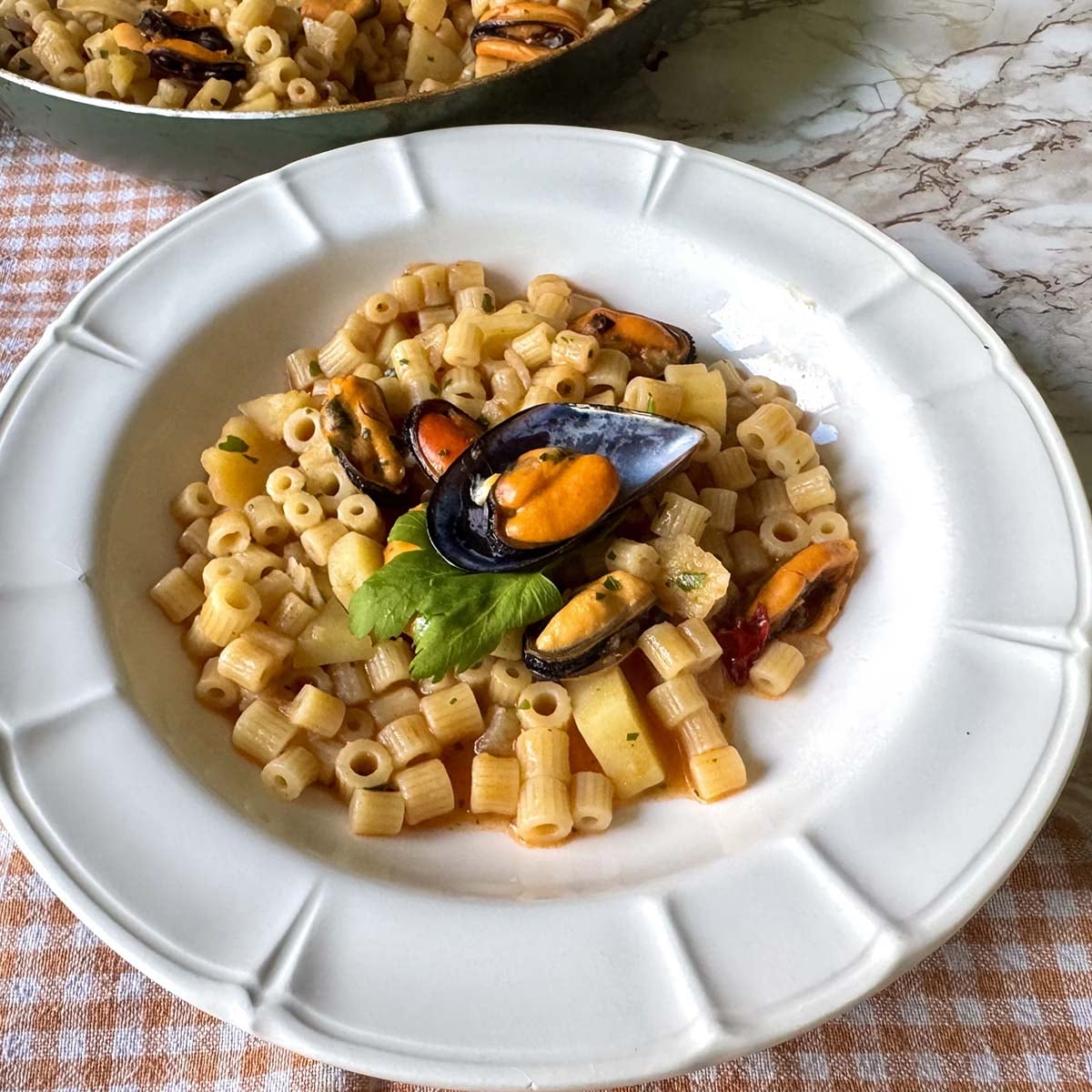 Neapolitan Pasta with Potatoes and Mussels (Pasta, Patate e Cozze ...